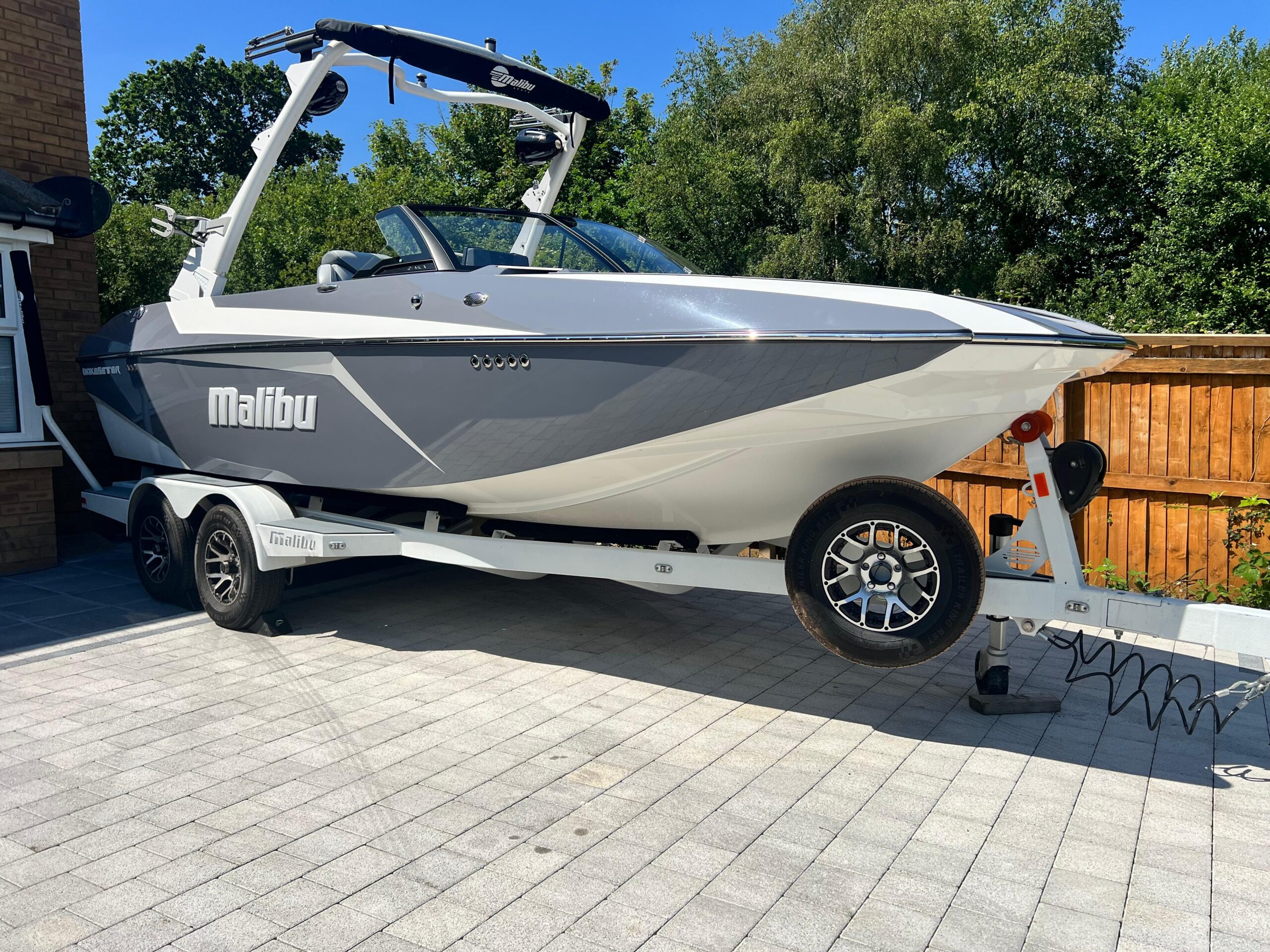 Malibu 21MLX - £119,995.00 - Malibu Boats